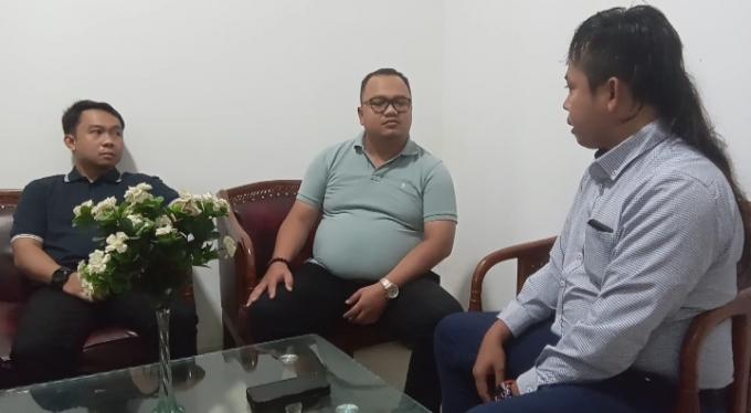 King Naga Marah dan Kesal Ajak Duel JB Sekaligus Geruduk Kejari Lebak ...